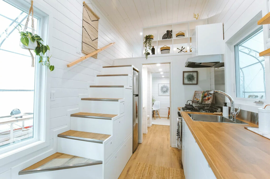 Sunshine Tiny Homes - Tiny Life